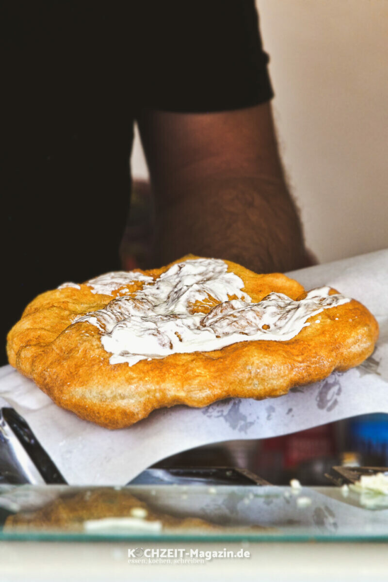 Ungarischer Langos, ein Rezept für jeden Geschmack